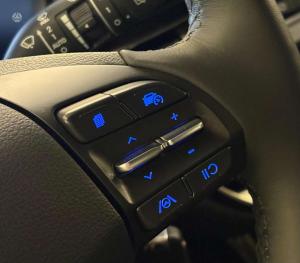 Zils Hyundai i30 2024 Marijampole, ar dzinēja tilpumu 1.00 L un nobraukumu 7 tūkst. km par 14999 €, foto 6 vietnē AUTOMOTO.COM.LV