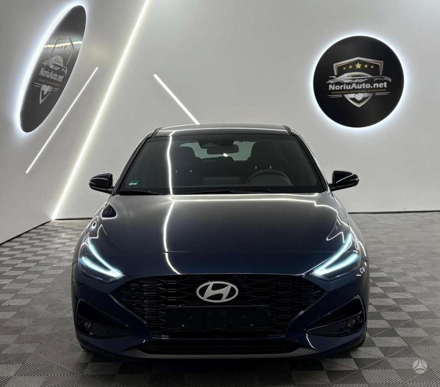 Zils Hyundai i30 2024 Marijampole, ar dzinēja tilpumu 1.00 L un nobraukumu 7 tūkst. km par 14999 €, foto 19 vietnē AUTOMOTO.COM.LV