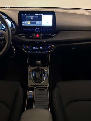 Zils Hyundai i30 2024 Marijampole, ar dzinēja tilpumu 1.00 L un nobraukumu 7 tūkst. km par 14999 €, foto 23 vietnē AUTOMOTO.COM.LV