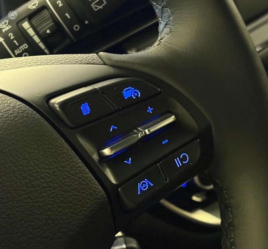Zils Hyundai i30 2024 Marijampole, ar dzinēja tilpumu 1.00 L un nobraukumu 7 tūkst. km par 14999 €, foto 30 vietnē AUTOMOTO.COM.LV