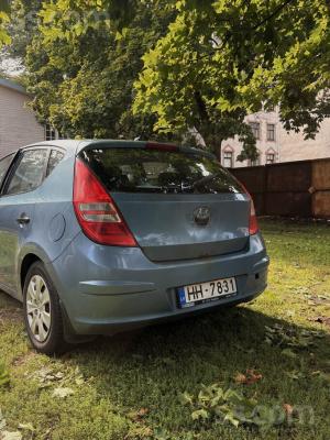 Zils Hyundai i30 2009 Rīga, ar dzinēja tilpumu 1.60 L un nobraukumu 324 tūkst. km par 1050 €, foto 3 vietnē AUTOMOTO.COM.LV