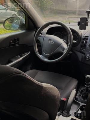 Zils Hyundai i30 2009 Rīga, ar dzinēja tilpumu 1.60 L un nobraukumu 324 tūkst. km par 1050 €, foto 4 vietnē AUTOMOTO.COM.LV
