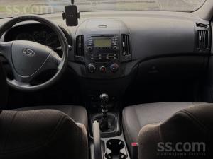 Zils Hyundai i30 2009 Rīga, ar dzinēja tilpumu 1.60 L un nobraukumu 324 tūkst. km par 1050 €, foto 5 vietnē AUTOMOTO.COM.LV