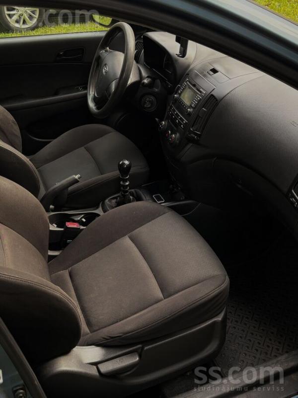 Zils Hyundai i30 2009 Rīga, ar dzinēja tilpumu 1.60 L un nobraukumu 324 tūkst. km par 1050 €, foto 5 vietnē AUTOMOTO.COM.LV