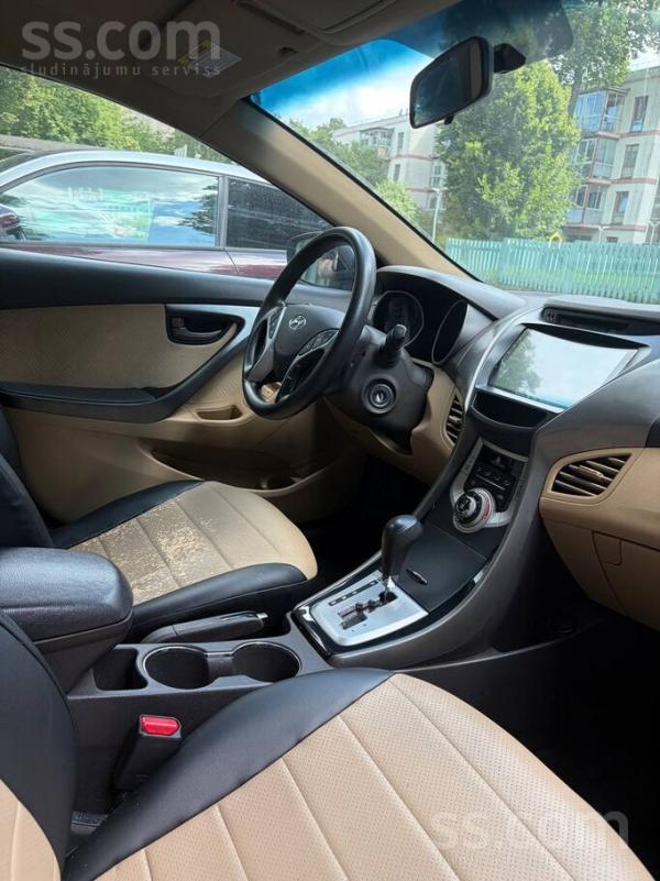 Синий Хендай i30 2012 в Рига, объемом двигателя 1.80 л и пробегом 107 тыс. км за 5490 €, фото 7 на AUTOMOTO.COM.LV