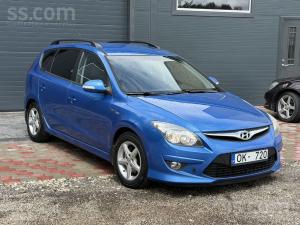 Zils Hyundai i30 2010 Aizkraukle, ar dzinēja tilpumu 1.60 L un nobraukumu 400 tūkst. km par 2370 €, foto 3 vietnē AUTOMOTO.COM.LV