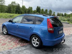 Zils Hyundai i30 2010 Aizkraukle, ar dzinēja tilpumu 1.60 L un nobraukumu 400 tūkst. km par 2370 €, foto 4 vietnē AUTOMOTO.COM.LV