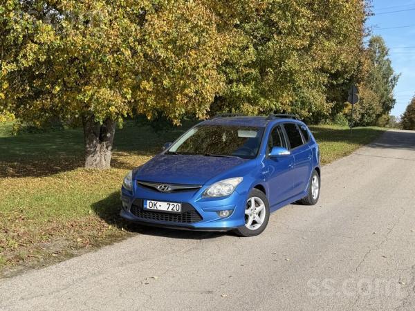 Хендай i30 2010 в Айзкраукле на AUTOMOTO.COM.LV Синий Хендай i30 2010 в Айзкраукле, объемом двигателя 1.60 л и пробегом 400 тыс. км за 1950 €, фото 1 на AUTOMOTO.COM.LV