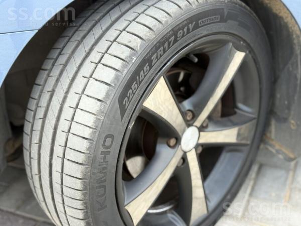 Zils Hyundai i30 2011 Cēsis, ar dzinēja tilpumu 1.60 L un nobraukumu 213 tūkst. km par 2500 €, foto 7 vietnē AUTOMOTO.COM.LV