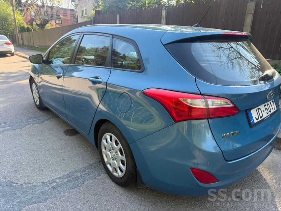Blue Hyundai i30 2012 in Riga, with an engine capacity of 1.40 L and mileage of 151 thousand km for 4500 €, photo 7 on AUTOMOTO.COM.LV