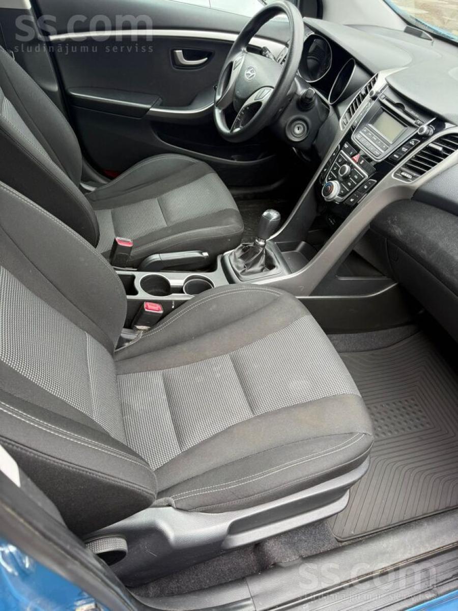 Blue Hyundai i30 2012 in Riga, with an engine capacity of 1.40 L and mileage of 151 thousand km for 4500 €, photo 10 on AUTOMOTO.COM.LV