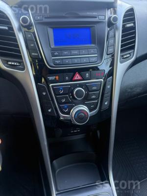 Blue Hyundai i30 2012 in Riga, with an engine capacity of 1.40 L and mileage of 151 thousand km for 4500 €, photo 14 on AUTOMOTO.COM.LV