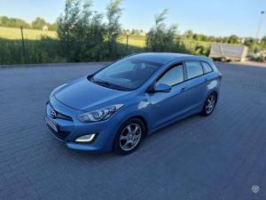 Blue Hyundai i30 2012 in Kaunas, with an engine capacity of 1.58 L and mileage of 268 thousand km for 3600 €, photo  on AUTOMOTO.COM.LV