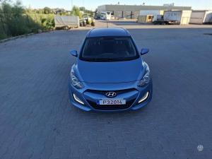 Blue Hyundai i30 2012 in Kaunas, with an engine capacity of 1.58 L and mileage of 268 thousand km for 3600 €, photo 6 on AUTOMOTO.COM.LV