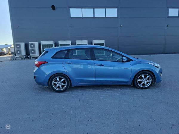 Zils Hyundai i30 2012 Kauņa, ar dzinēja tilpumu 1.58 L un nobraukumu 268 tūkst. km par 3600 €, foto 9 vietnē AUTOMOTO.COM.LV