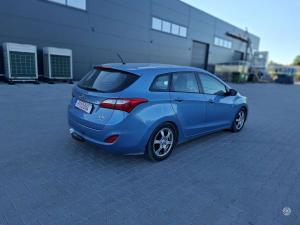 Blue Hyundai i30 2012 in Kaunas, with an engine capacity of 1.58 L and mileage of 268 thousand km for 3600 €, photo 11 on AUTOMOTO.COM.LV