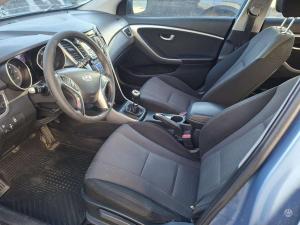 Blue Hyundai i30 2012 in Kaunas, with an engine capacity of 1.58 L and mileage of 268 thousand km for 3600 €, photo 17 on AUTOMOTO.COM.LV