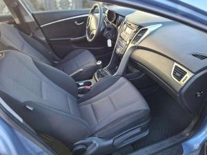 Blue Hyundai i30 2012 in Kaunas, with an engine capacity of 1.58 L and mileage of 268 thousand km for 3600 €, photo 19 on AUTOMOTO.COM.LV