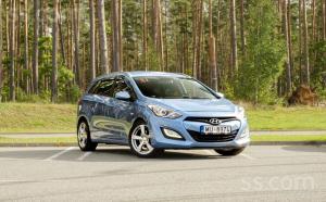 Синий Хендай i30 2013 в Рига, объемом двигателя 1.40 л и пробегом 236 тыс. км за 4690 €, фото 3 на AUTOMOTO.COM.LV