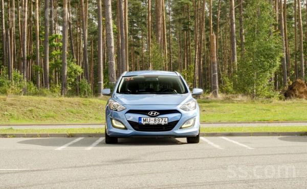 Хендай i30 2013 в Рига на AUTOMOTO.COM.LV Синий Хендай i30 2013 в Рига, объемом двигателя 1.40 л и пробегом 236 тыс. км за 4690 €, фото 4 на AUTOMOTO.COM.LV