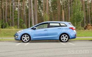 Синий Хендай i30 2013 в Рига, объемом двигателя 1.40 л и пробегом 236 тыс. км за 4690 €, фото 6 на AUTOMOTO.COM.LV