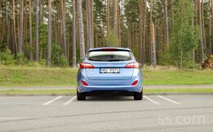 Синий Хендай i30 2013 в Рига, объемом двигателя 1.40 л и пробегом 236 тыс. км за 4690 €, фото 8 на AUTOMOTO.COM.LV