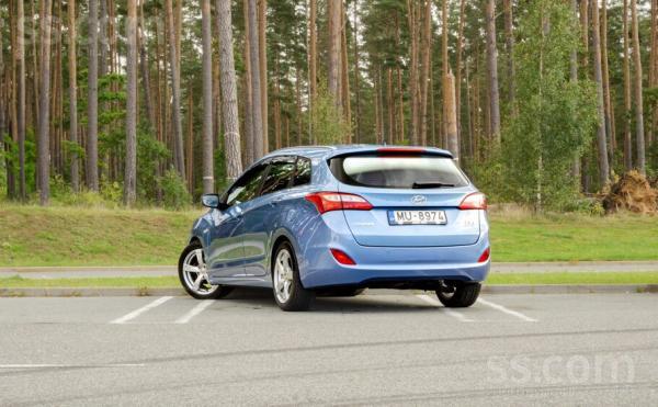 Хендай i30 2013 в Рига на AUTOMOTO.COM.LV Синий Хендай i30 2013 в Рига, объемом двигателя 1.40 л и пробегом 236 тыс. км за 4690 €, фото 9 на AUTOMOTO.COM.LV
