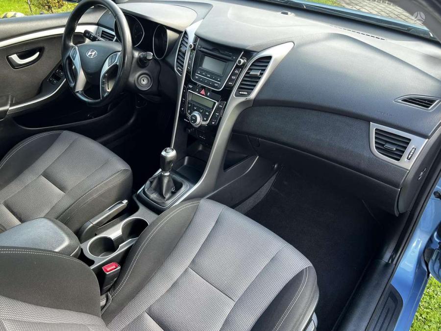 Синий Хендай i30 2014 в Укмерге, объемом двигателя 1.60 л и пробегом 211 тыс. км за 4450 €, фото 14 на AUTOMOTO.COM.LV