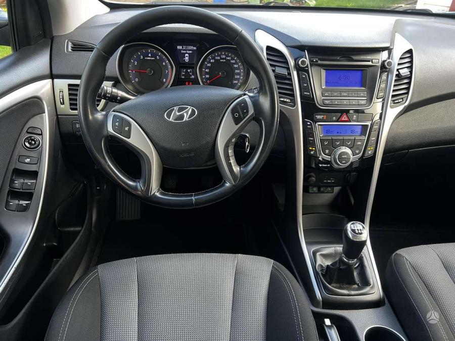 Синий Хендай i30 2014 в Укмерге, объемом двигателя 1.60 л и пробегом 211 тыс. км за 4450 €, фото 19 на AUTOMOTO.COM.LV
