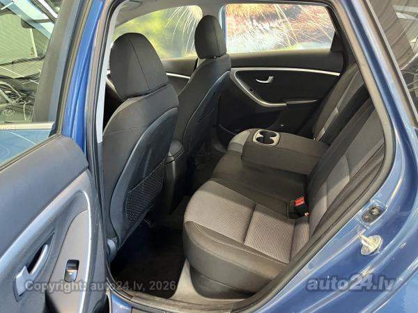 Blue Hyundai i30 2016 in Tallinn, with an engine capacity of 1.60 L and mileage of 169 thousand km for 7900 €, photo 7 on AUTOMOTO.COM.LV