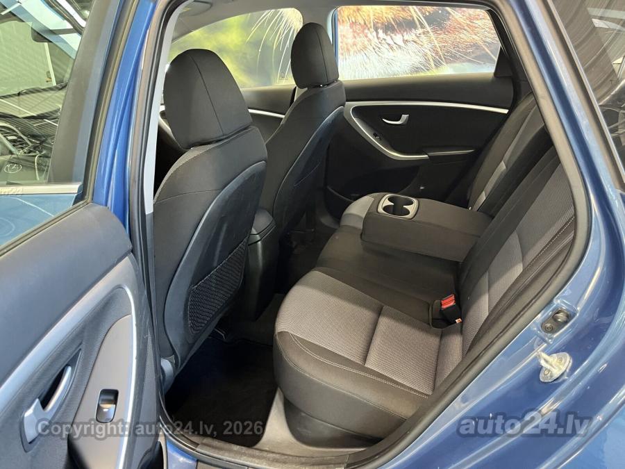 Синий Хендай i30 2016 в Таллин, объемом двигателя 1.60 л и пробегом 169 тыс. км за 7900 €, фото 8 на AUTOMOTO.COM.LV