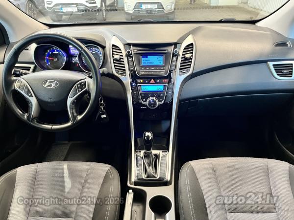 Blue Hyundai i30 2016 in Tallinn, with an engine capacity of 1.60 L and mileage of 169 thousand km for 7900 €, photo 10 on AUTOMOTO.COM.LV