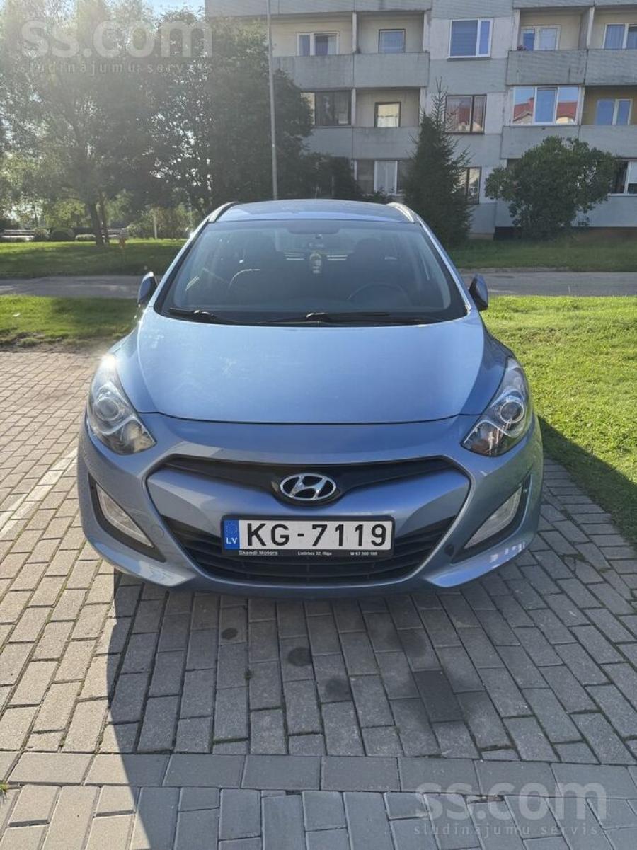 Синий Хендай i30 2016 в Рига, объемом двигателя 1.60 л и пробегом 231 тыс. км за 6300 €, фото 1 на AUTOMOTO.COM.LV