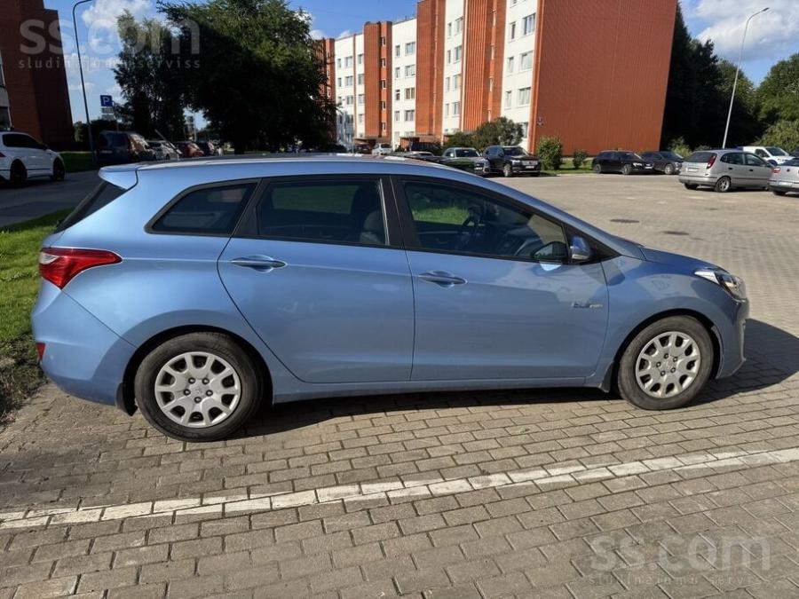 Синий Хендай i30 2016 в Рига, объемом двигателя 1.60 л и пробегом 231 тыс. км за 6300 €, фото 6 на AUTOMOTO.COM.LV
