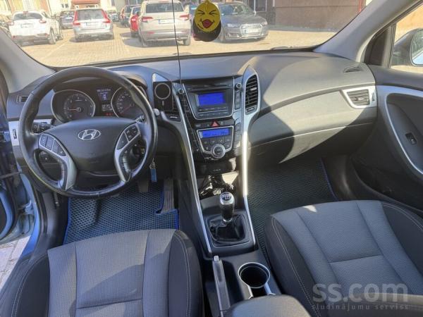 Zils Hyundai i30 2016 Rīga, ar dzinēja tilpumu 1.60 L un nobraukumu 231 tūkst. km par 6300 €, foto 6 vietnē AUTOMOTO.COM.LV