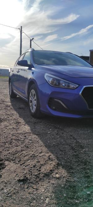 Zils Hyundai i30 2019 Tallina, ar dzinēja tilpumu 1.40 L un nobraukumu 91 tūkst. km par 10000 €, foto 5 vietnē AUTOMOTO.COM.LV