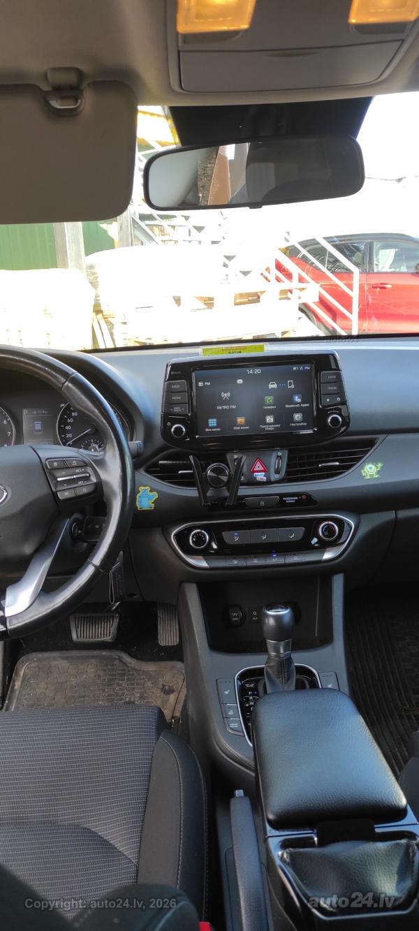 Blue Hyundai i30 2019 in Tallinn, with an engine capacity of 1.40 L and mileage of 91 thousand km for 10000 €, photo 10 on AUTOMOTO.COM.LV