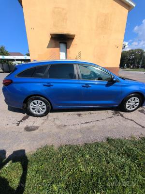 Zils Hyundai i30 2019 Tallina, ar dzinēja tilpumu 1.40 L un nobraukumu 91 tūkst. km par 10000 €, foto 14 vietnē AUTOMOTO.COM.LV