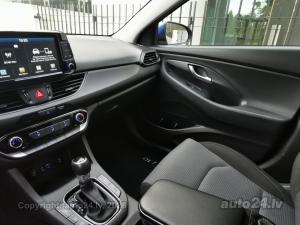 Zils Hyundai i30 2019 Tallina, ar dzinēja tilpumu 1.40 L un nobraukumu 91 tūkst. km par 11490 €, foto 23 vietnē AUTOMOTO.COM.LV
