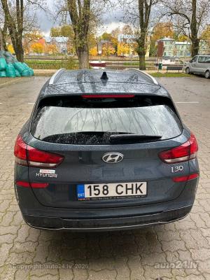 Blue Hyundai i30 2022 in Tallinn, with an engine capacity of 1.50 L and mileage of 100 thousand km for 15500 €, photo 4 on AUTOMOTO.COM.LV