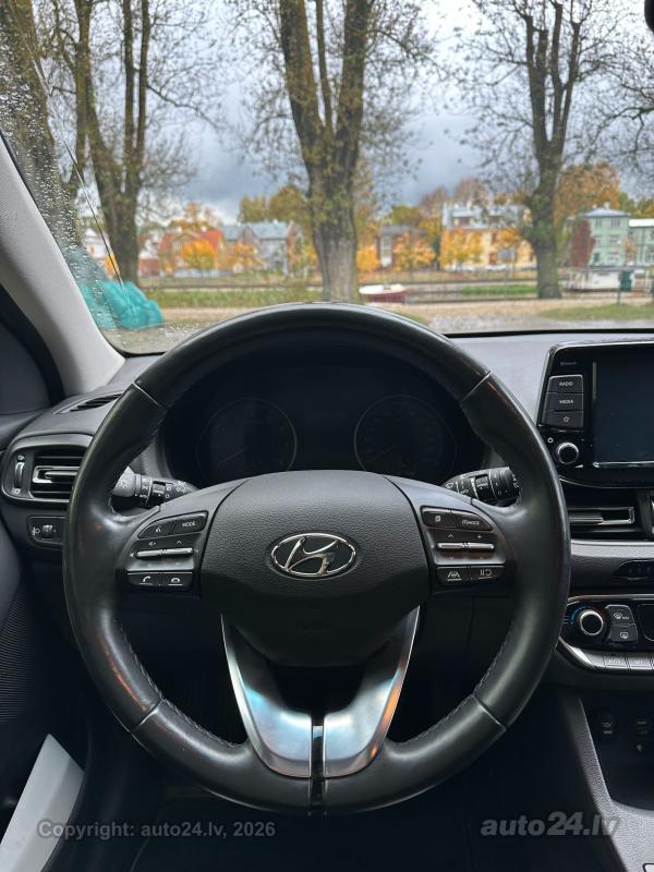 Blue Hyundai i30 2022 in Tallinn, with an engine capacity of 1.50 L and mileage of 100 thousand km for 15500 €, photo 7 on AUTOMOTO.COM.LV