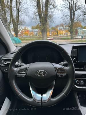 Blue Hyundai i30 2022 in Tallinn, with an engine capacity of 1.50 L and mileage of 100 thousand km for 15500 €, photo 7 on AUTOMOTO.COM.LV