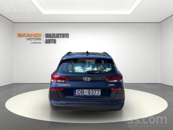 Zils Hyundai i30 2025 Rīga, ar dzinēja tilpumu 1.50 L un nobraukumu 16 tūkst. km par 17490 €, foto 5 vietnē AUTOMOTO.COM.LV