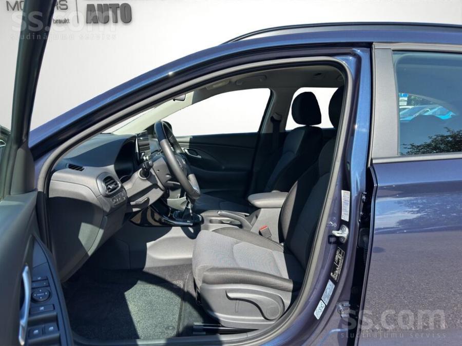 Zils Hyundai i30 2025 Rīga, ar dzinēja tilpumu 1.50 L un nobraukumu 16 tūkst. km par 17490 €, foto 10 vietnē AUTOMOTO.COM.LV