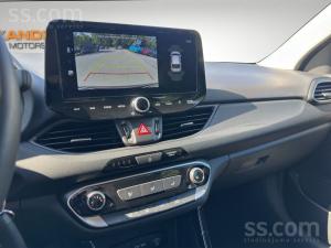 Zils Hyundai i30 2025 Rīga, ar dzinēja tilpumu 1.50 L un nobraukumu 16 tūkst. km par 17490 €, foto 16 vietnē AUTOMOTO.COM.LV