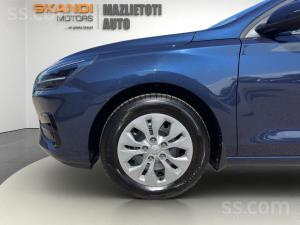 Zils Hyundai i30 2025 Rīga, ar dzinēja tilpumu 1.50 L un nobraukumu 16 tūkst. km par 17490 €, foto 19 vietnē AUTOMOTO.COM.LV