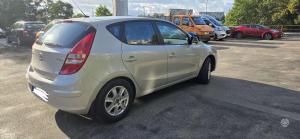 Brūns Hyundai i30 2008 Viļņa, ar dzinēja tilpumu 1.59 L un nobraukumu 119 tūkst. km par 4000 €, foto 5 vietnē AUTOMOTO.COM.LV