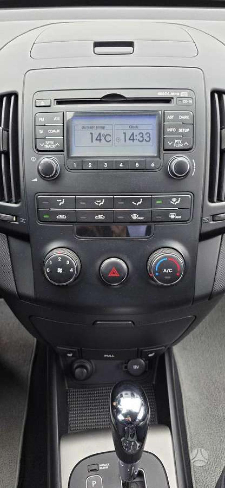 Brūns Hyundai i30 2008 Viļņa, ar dzinēja tilpumu 1.59 L un nobraukumu 119 tūkst. km par 4000 €, foto 15 vietnē AUTOMOTO.COM.LV