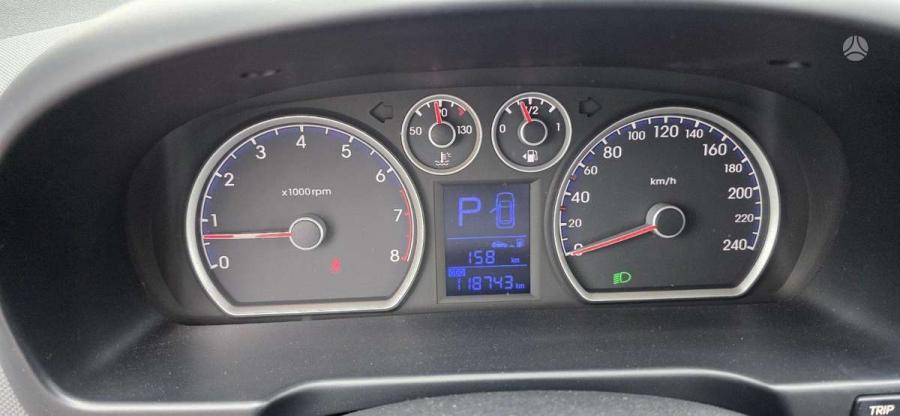 Brūns Hyundai i30 2008 Viļņa, ar dzinēja tilpumu 1.59 L un nobraukumu 119 tūkst. km par 4000 €, foto 16 vietnē AUTOMOTO.COM.LV