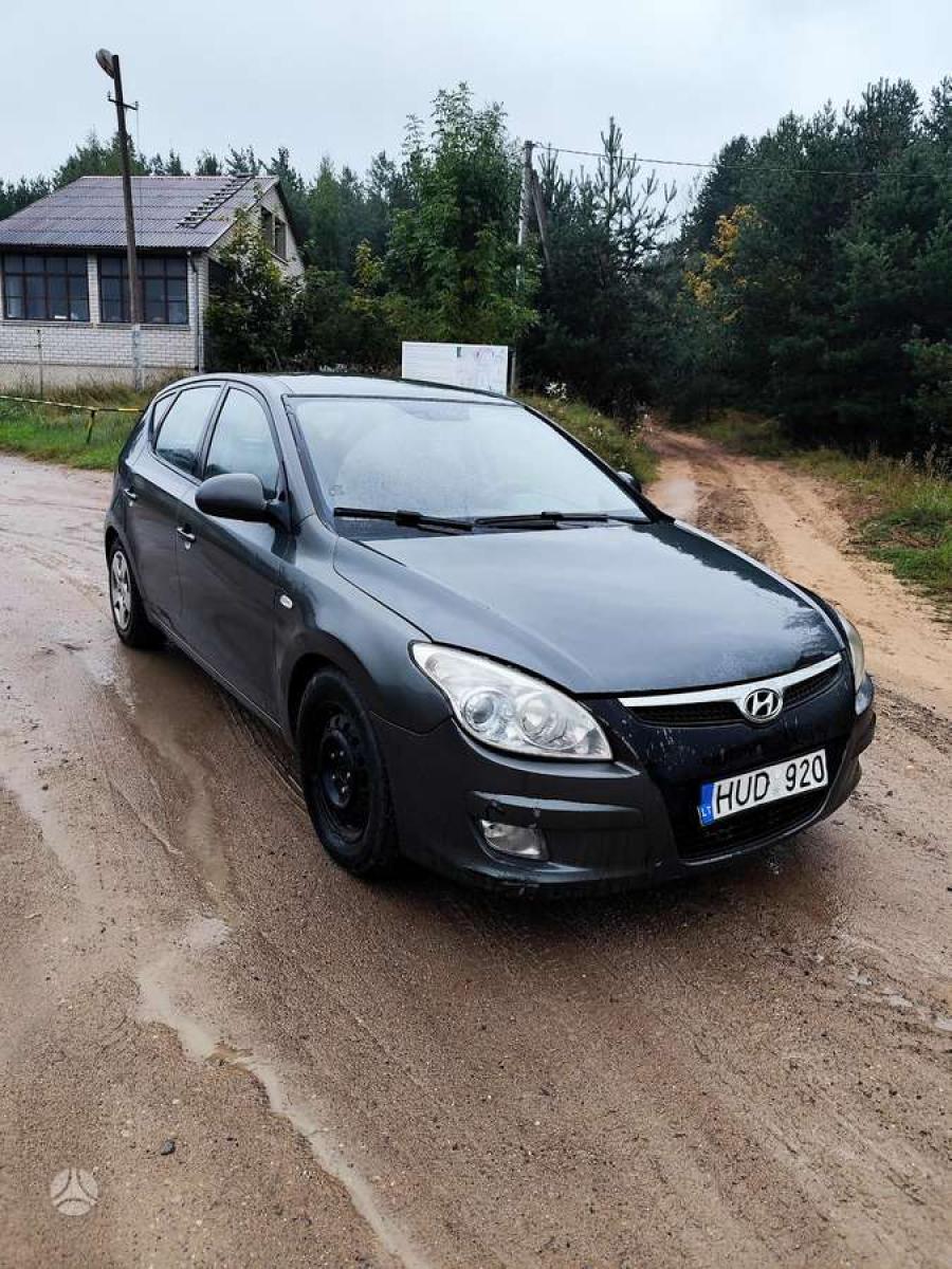 Коричневый Хендай i30 2009 в Вильнюс, объемом двигателя 1.58 л и пробегом 373 тыс. км за 900 €, фото 7 на AUTOMOTO.COM.LV